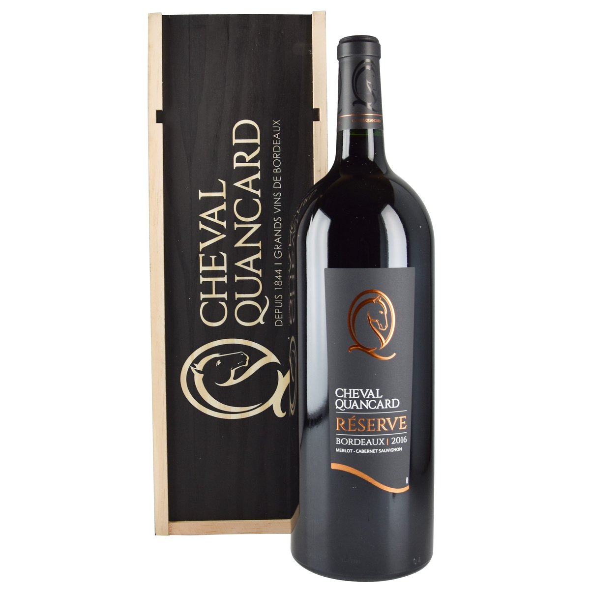 Cheval Quancard Réserve Bordeaux v dřevěné kazetě v akci | AkcniCeny.cz